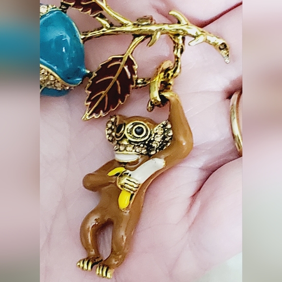 Jewelry | New Monkey Brooch Pin Moves Turquoise Rose Crystals Sparkly ...